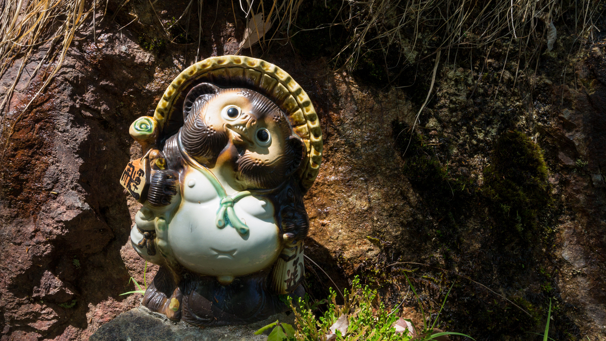 信楽陶苑たぬき村 | 滋賀 甲賀 人気スポット
